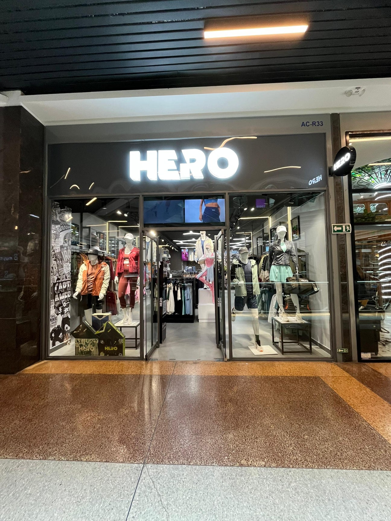 Tiendas – Hero Activewear